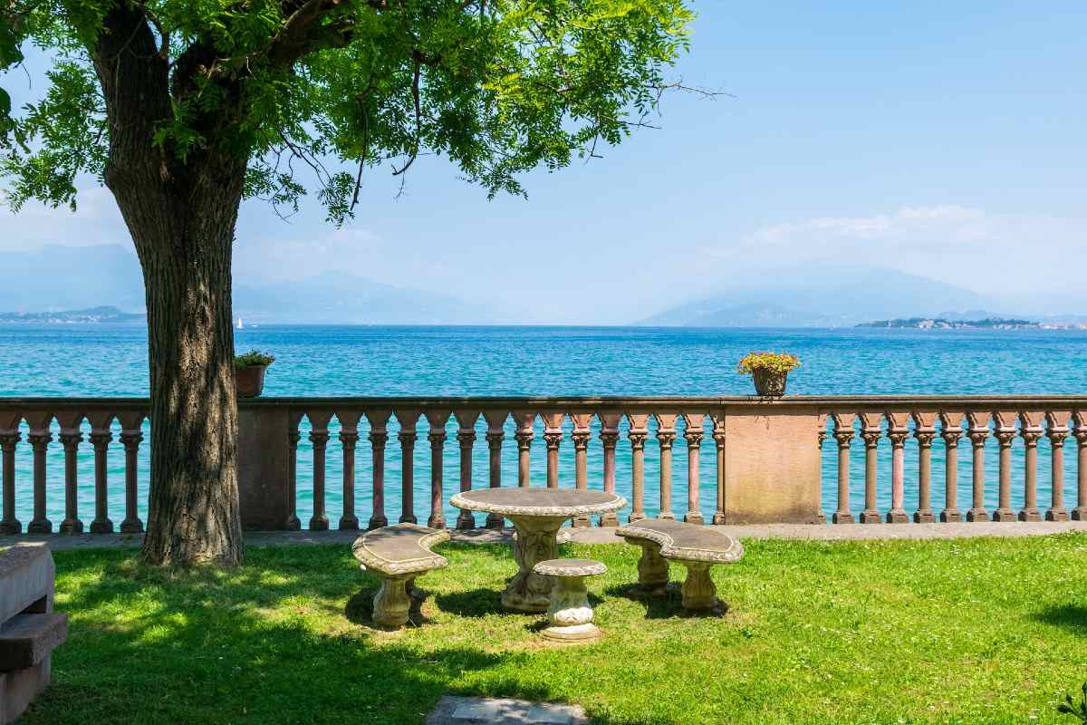 Consigli e tendenze per arredare la casa al lago, la più amata dagli ...